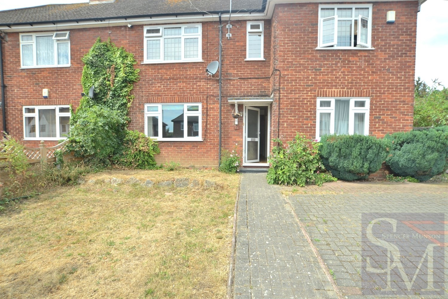 Finchingfield Avenue Woodford Green Ig8 Spencer Munson Property Services