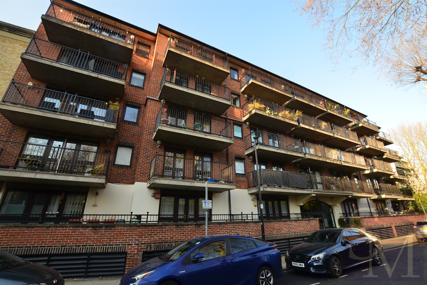 George Leybourne House, London, E1 - Spencer Munson Property Services