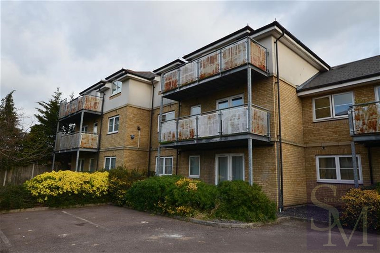 Lockwood Place, Chingford, E4 - Spencer Munson Property Services