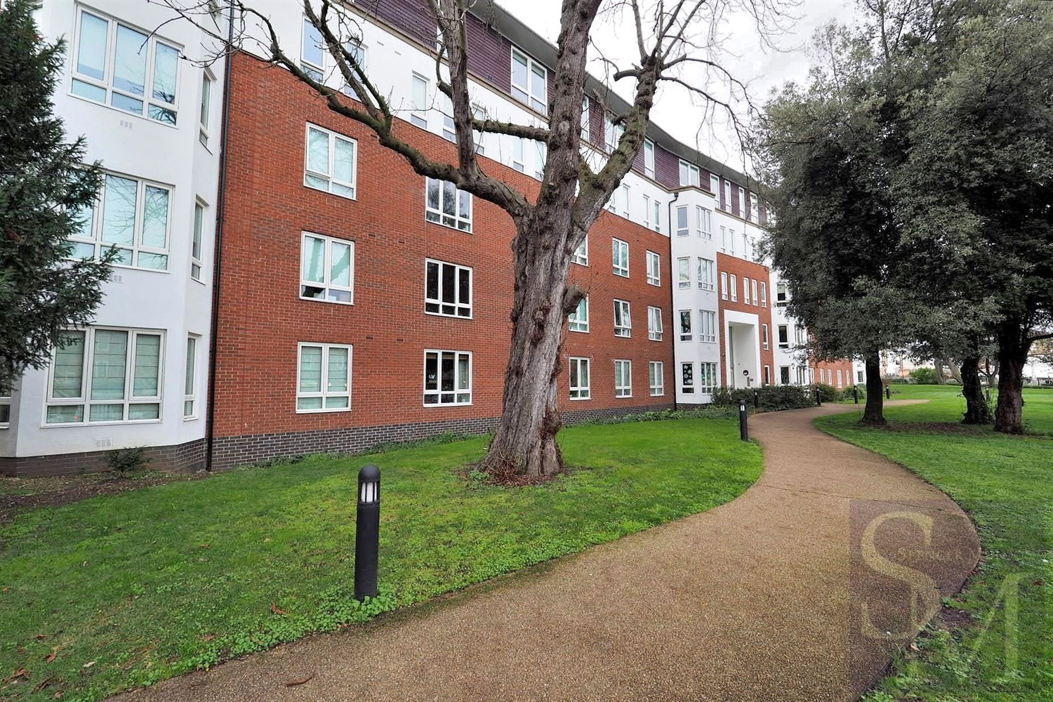 Regency Court, South Woodford E18 - Spencer Munson Property Services